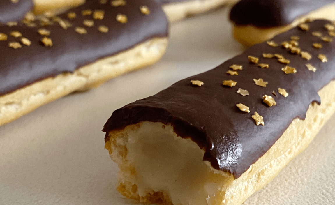 Éclairs - MuchMunchies